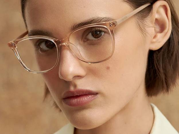 From Basic to Bold: Transform Your Outfit with These Stylish ...