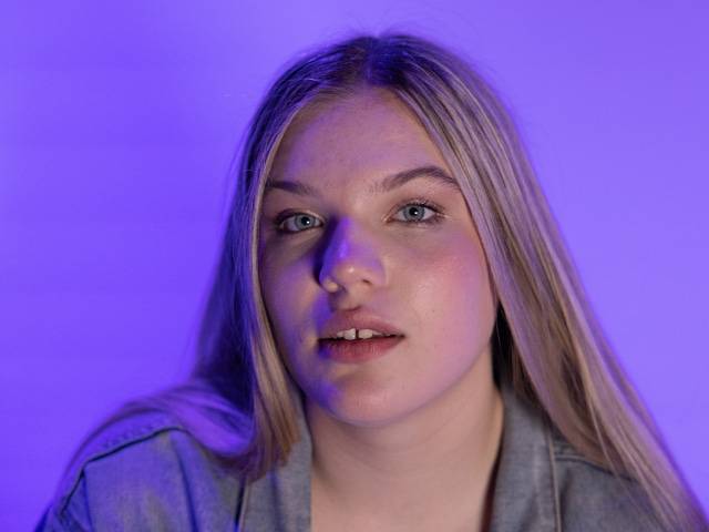 Alex Blyth You and I | Girl.com.au