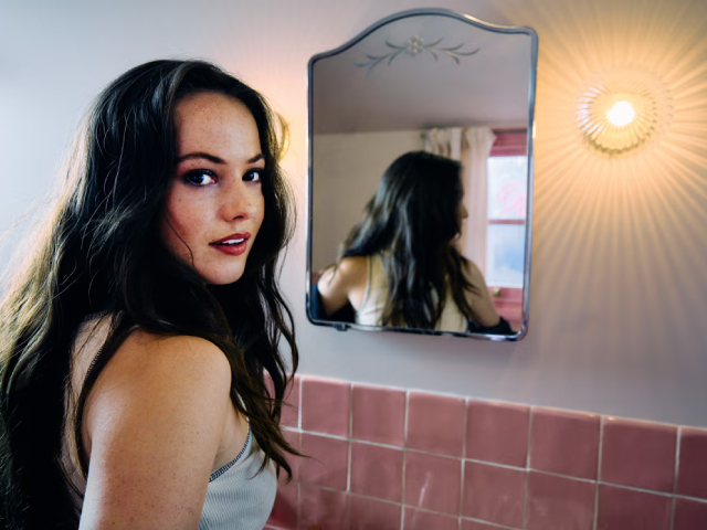 Bea And Her Business Shares New Single 'Rich' | Girl.com.au