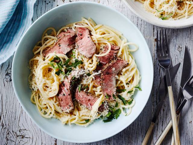 Creamy Pepper Steak Spaghetti | Girl.com.au