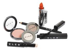 Eles Mineral Makeup Products | Girl.com.au