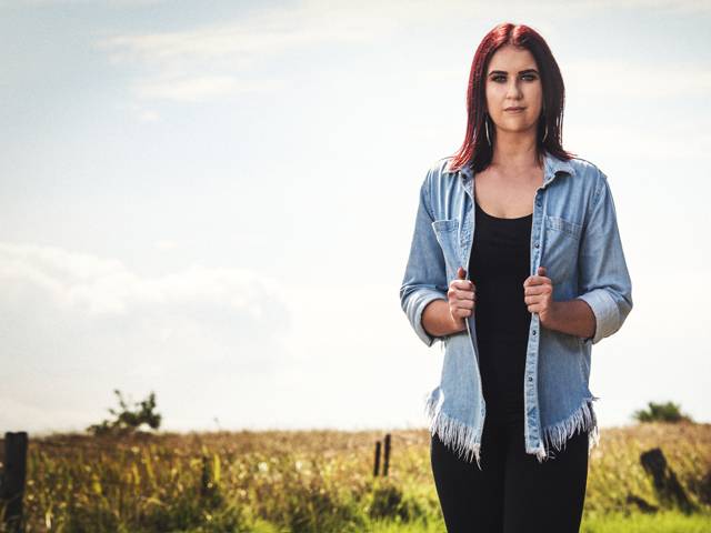 Emily Markham How The Story Ends Interview | Girl.com.au