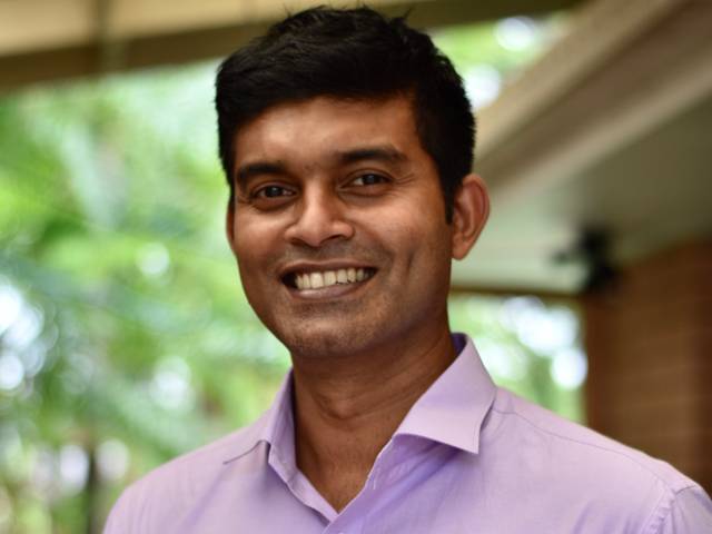 Kalesh Kamal Cooking for Stars Interview | Girl.com.au
