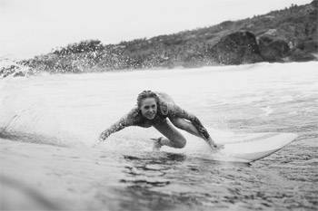 Laura Enever World Surf League Interview | Girl.com.au