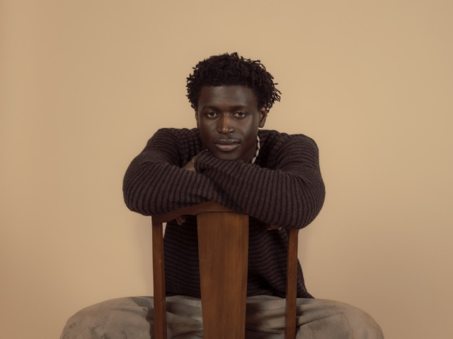 Mon Rovîa Releases Debut Album 'Bloodline' | Girl.com.au