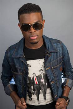 Omi Cheerleader Hits #1 | Girl.com.au