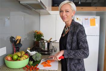 Renae Smith Meat and Veg Reviews Interview | Girl.com.au