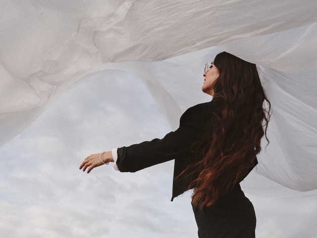 Veronica Fusaro Releases 'Looking For Connection' Album | Female.com.au